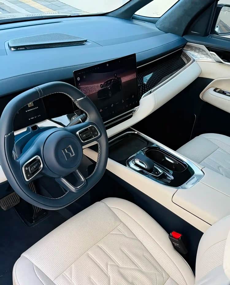 34.90万拿下0过户极氪 009！0.98万公里2024款，准新纯电MPV_车家号_发现车生活_汽车之家